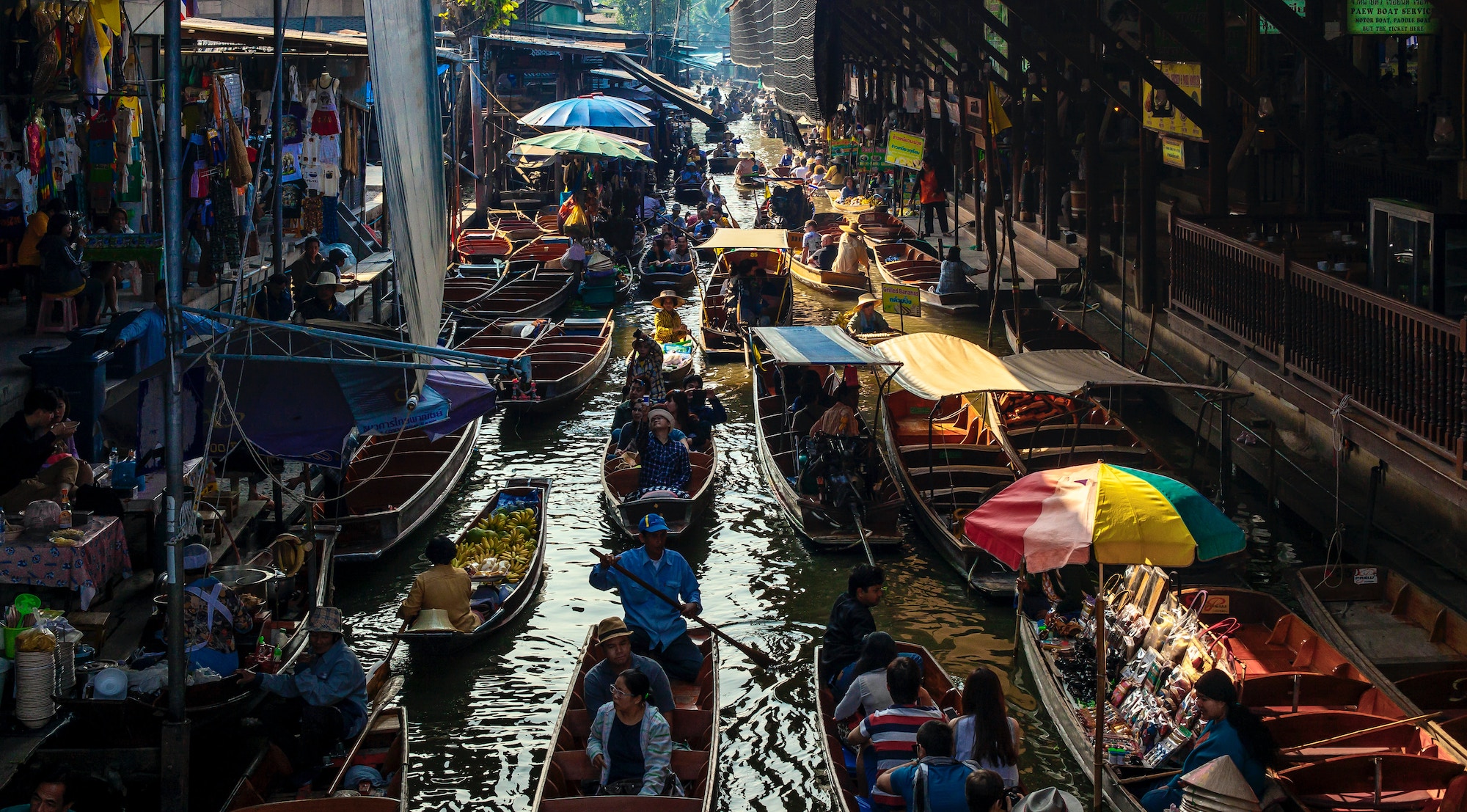 Floating Markets and Bazaars: Exploring Vibrant Marketplaces on Water ...