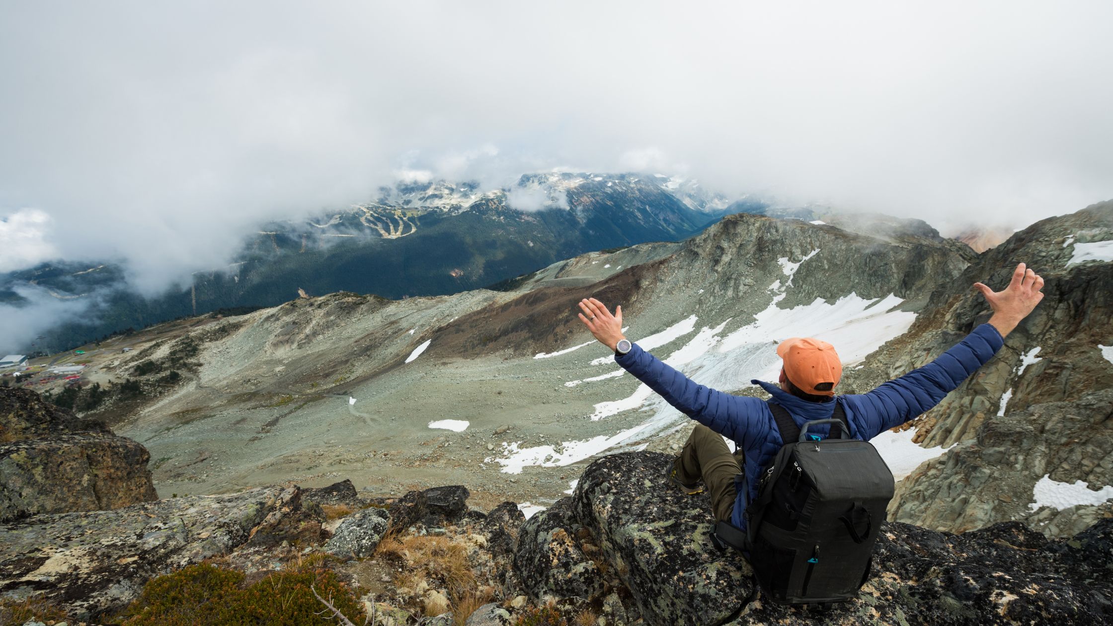 Solo Backpacking: Embracing Adventure and Self-Discovery — Lambus