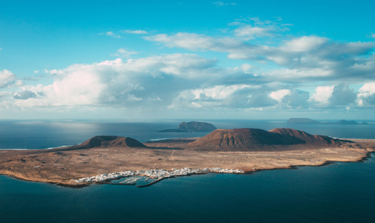 Island Hopping Paradise: Exploring Archipelagos and Tropical Getaways ...